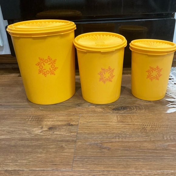 Tupperware | Kitchen | Vintage Tupperware Set Of 3 | Poshmark